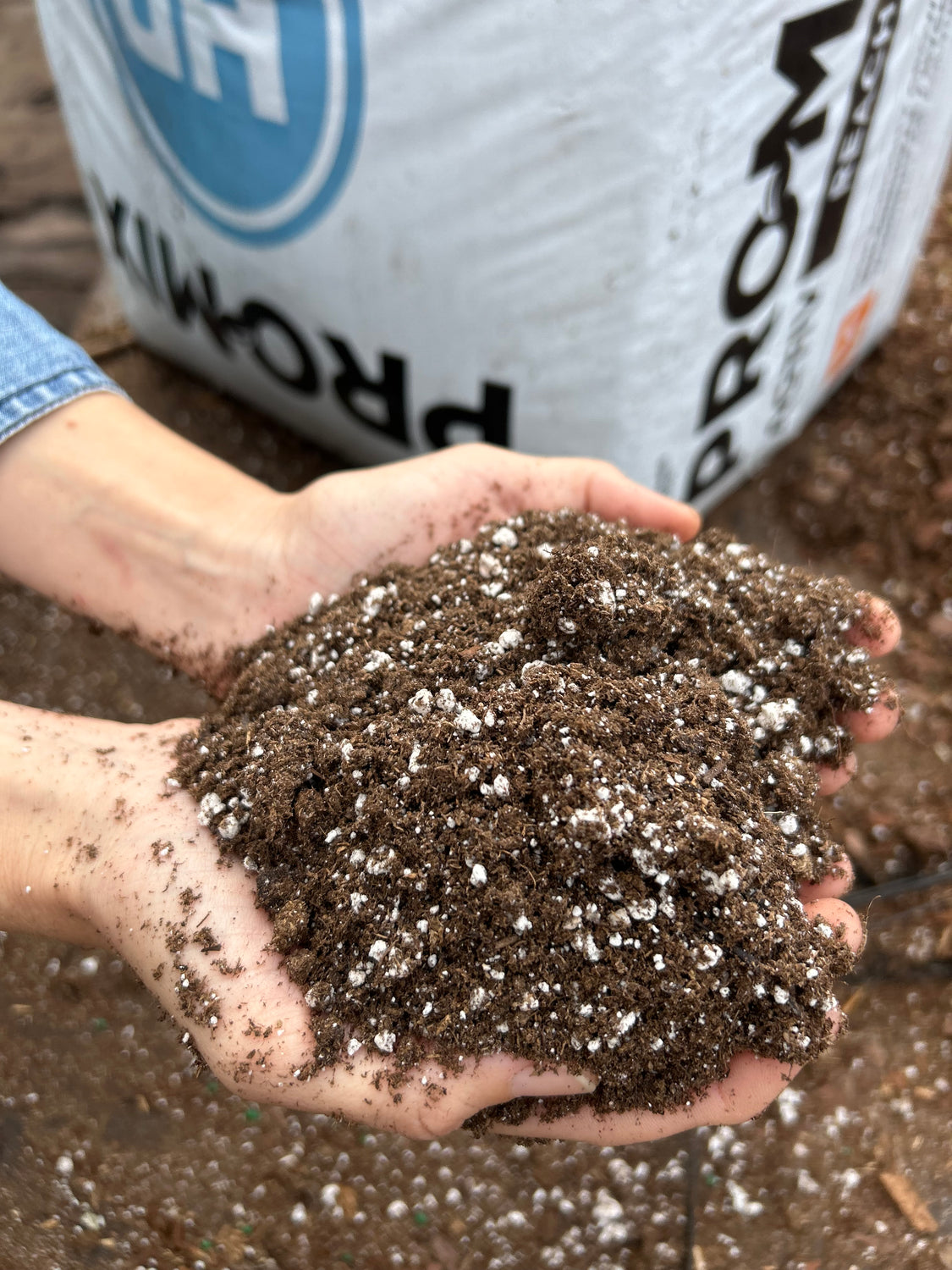 Pro Mix 3.8cf bale – Incredible Edible Landscapes